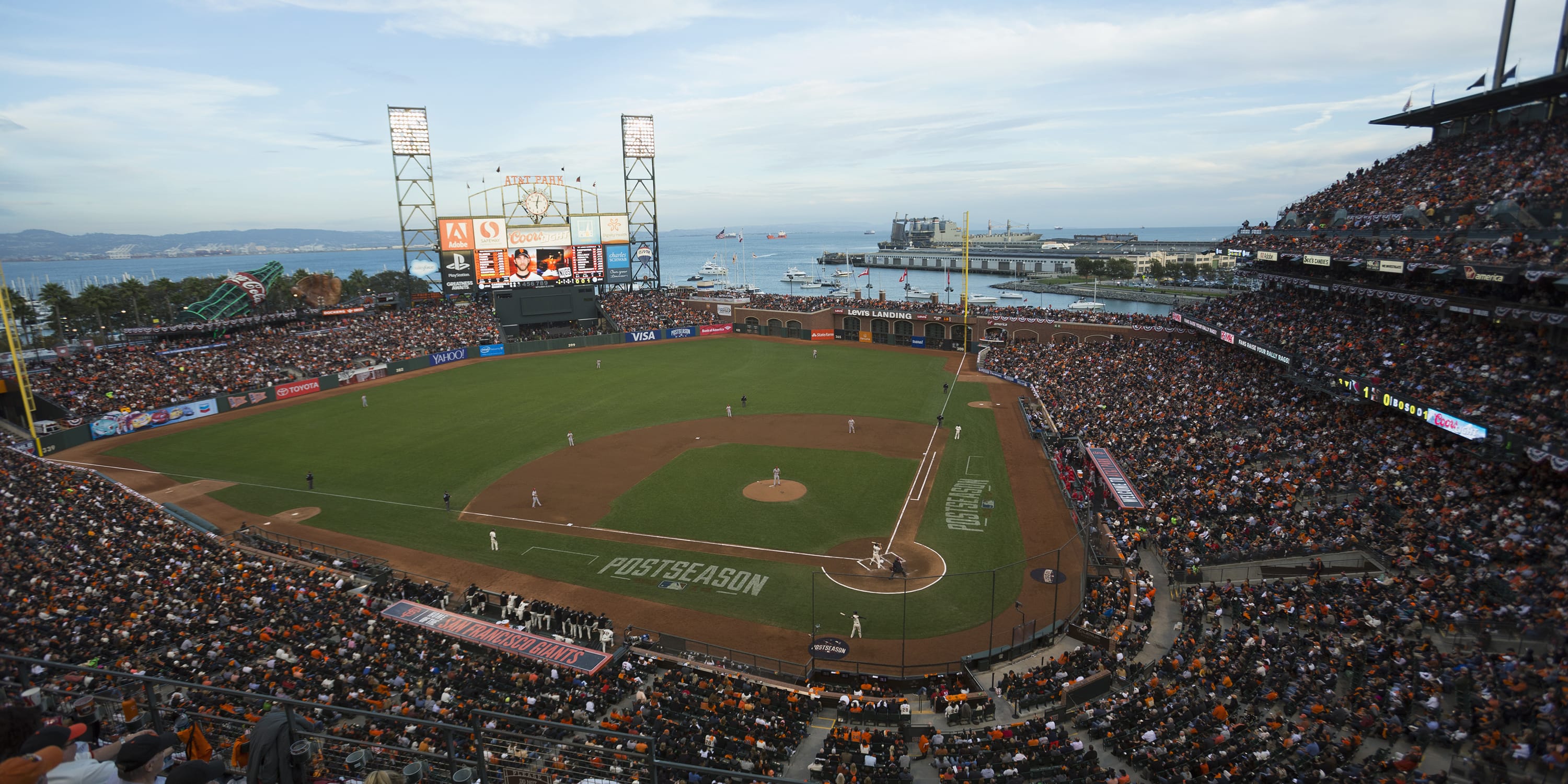 What to Eat at San Francisco Giants Games at Oracle Park | Via