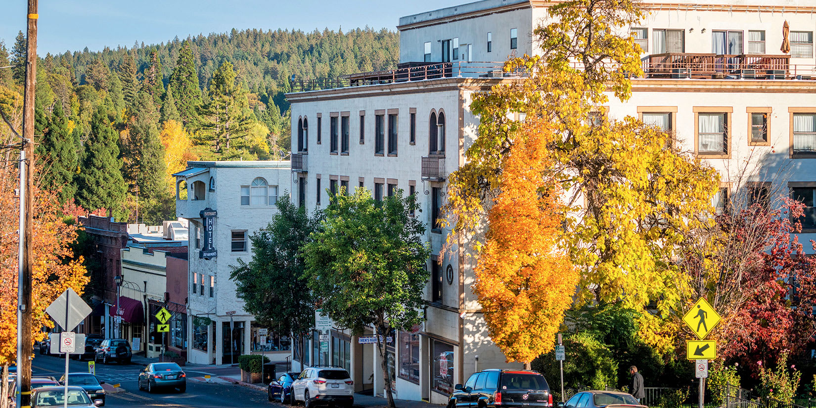 Fall Weekend in Grass Valley, California | Via
