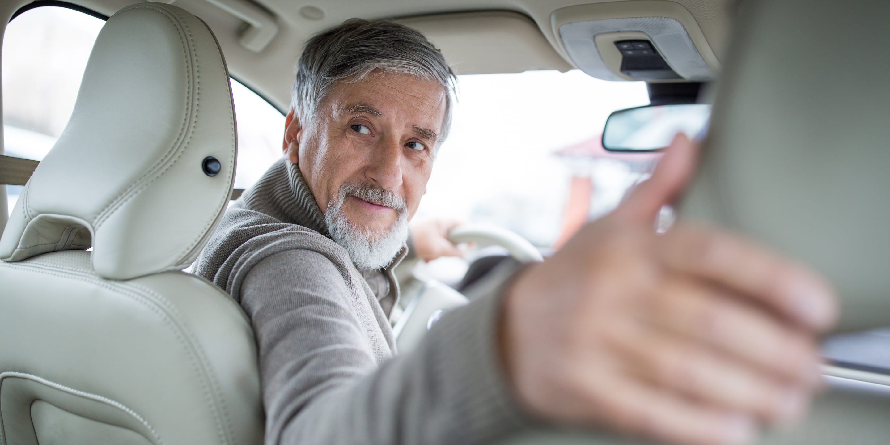 When to be Concerned About a Senior Driver | Via