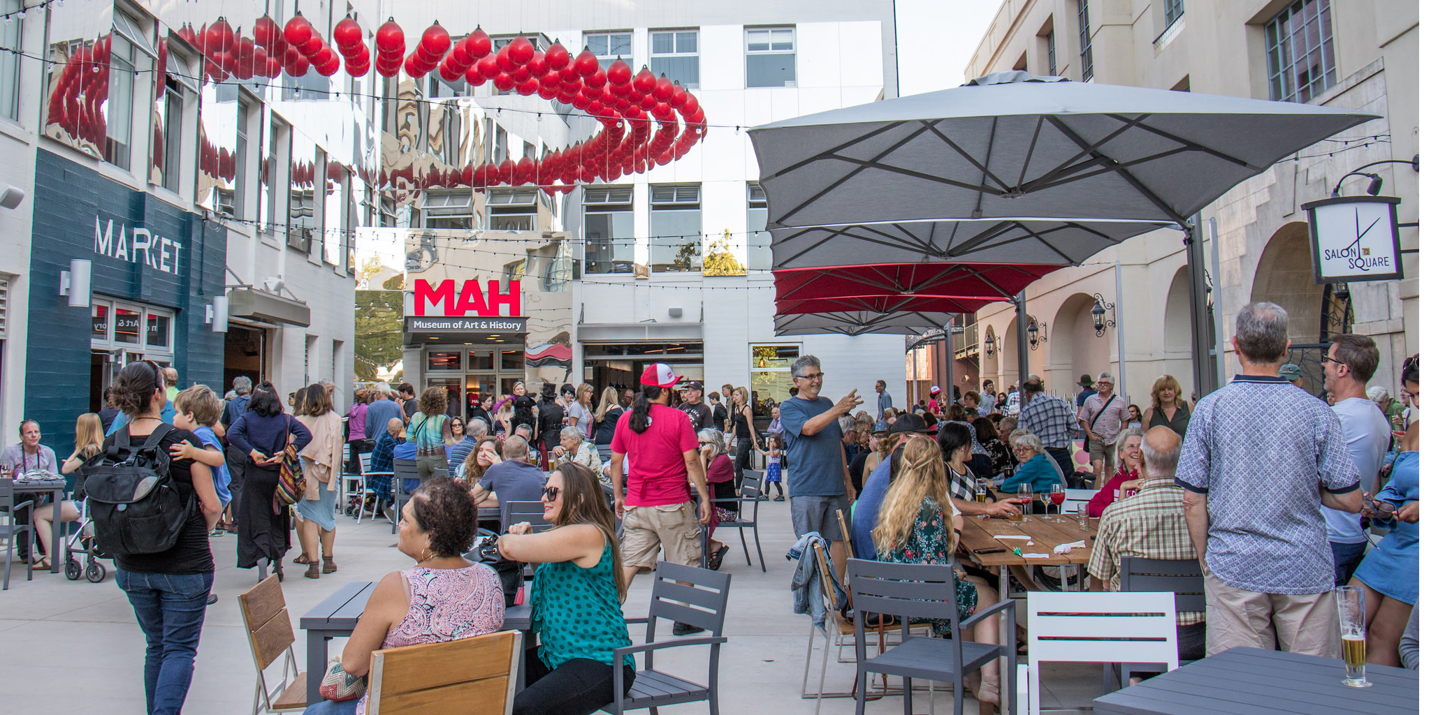 Santa Cruz’s Abbott Square Market | Via